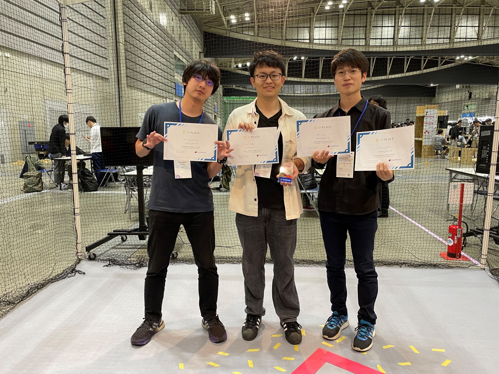 Minidrone Competition at ICRA 2024 » MATLAB ユーザーコミュニティー - MATLAB & Simulink